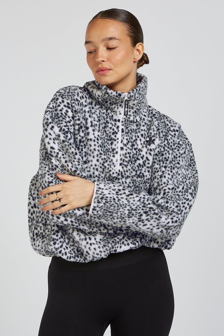 Premium Everyday Wardrobe Essentials - 4TH ARQ